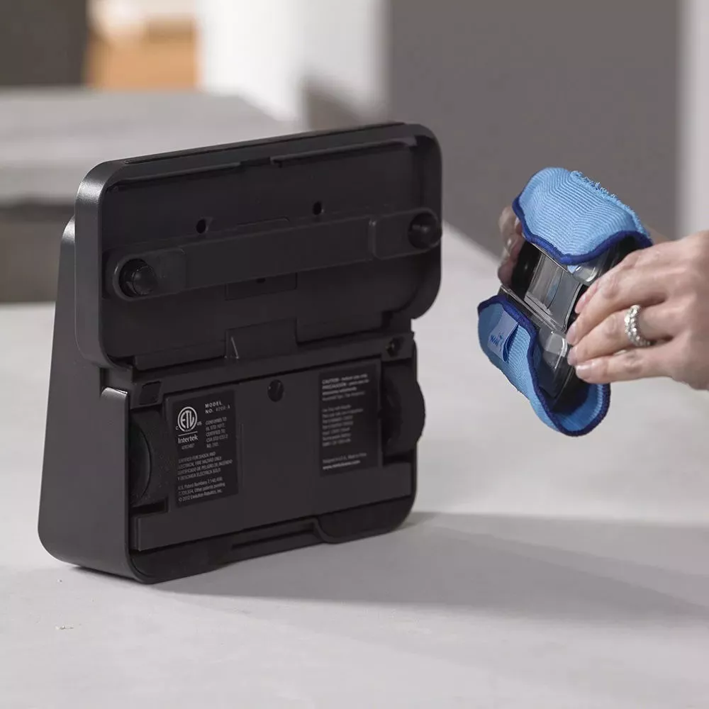 Braava B380 | iRobot Colombia